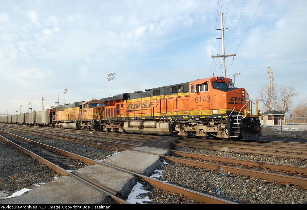 BNSF 6143